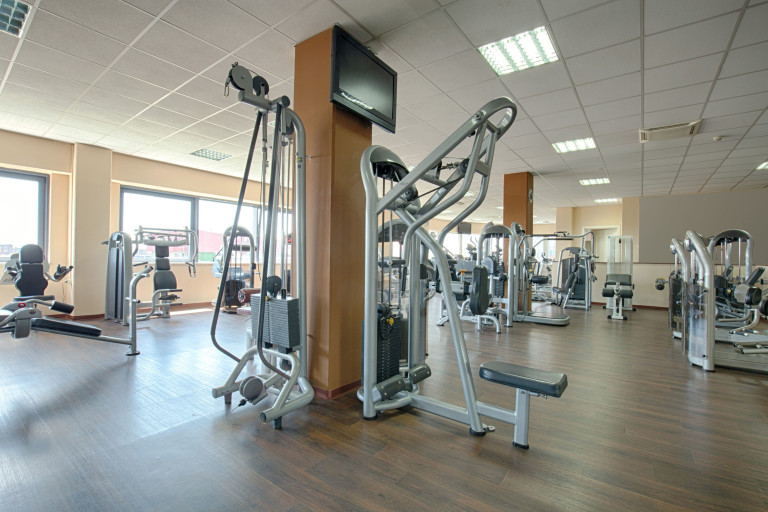 The Ultimate Guide to Overhead Pressing (and why you need to do it ...